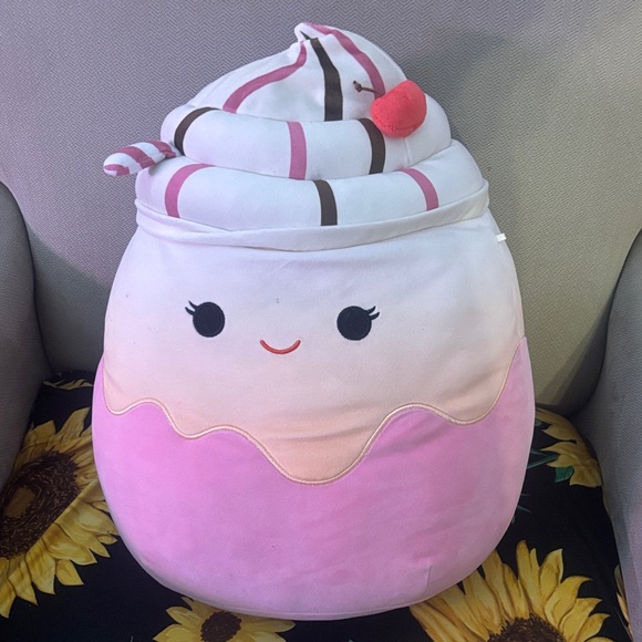 Squishmallows | Toys | Clearance 35 Cute Pink And White Elisabeth ...